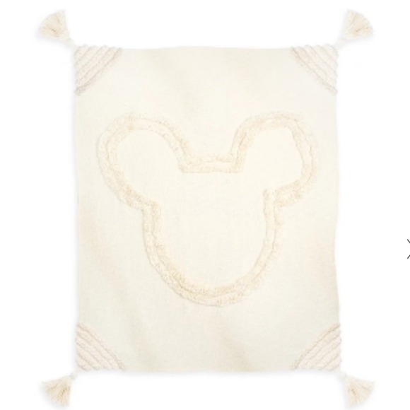 Disney | Accents | Disney Mickey Mouse Tufted Throw | Poshmark
